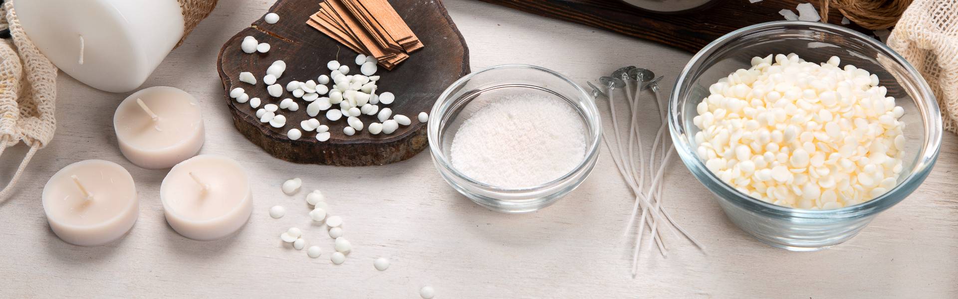 Paraffin Wax vs Soy Wax: how to choose the best option - Hywax